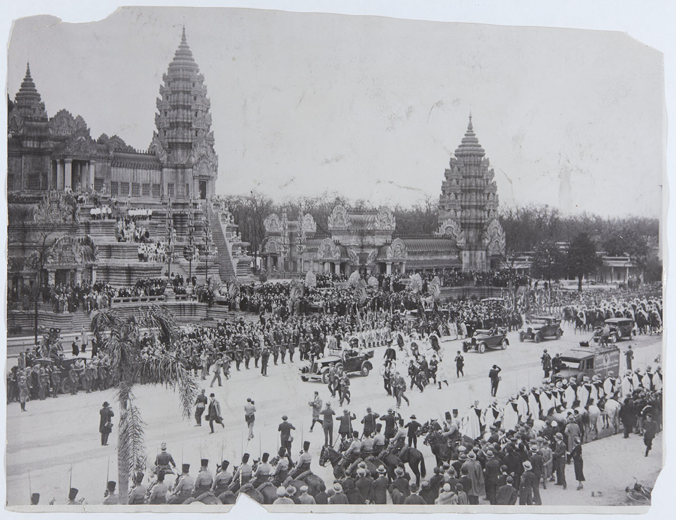 The Colonial Exposition of 1931 | Monument du Palais de la Porte dorée ...